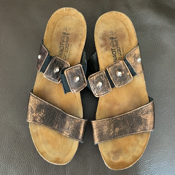 Naot | Shoes | Naot Sandals Women Size 39 Excellent Cond Made In Israel ...